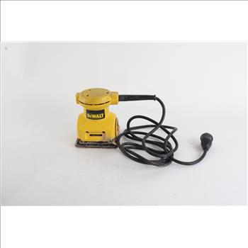 DeWalt Palm Grip Sander With Case | Property Room