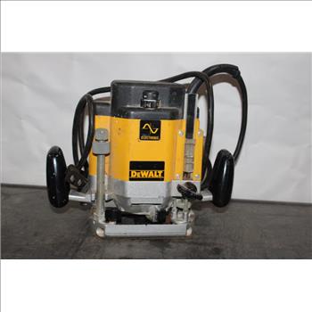 DeWalt Router Plunge Base DW625 | Property Room