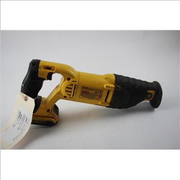 DeWalt Variable Speed Reciprocating Saw, DCS381 | Property Room