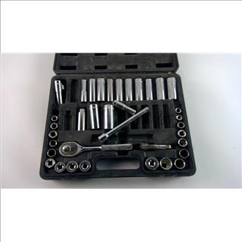Evercraft Socket Wrench Kit | Property Room