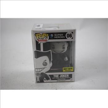 Funko POP! DC Comics Hot Topic Exclusive " The Joker" 06 | Property Room
