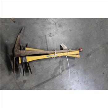 Garden Picks 4 Pieces | Property Room