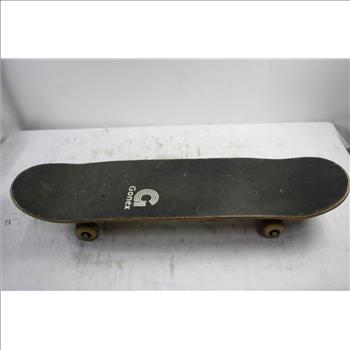 Gonex Complete Skateboard | Property Room