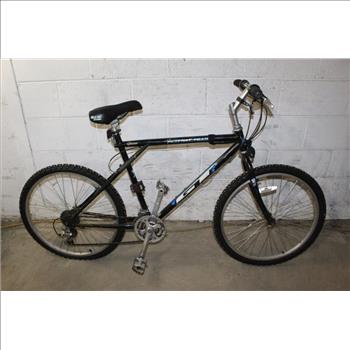 GT Outpost Trail Mountain Bike | Property Room