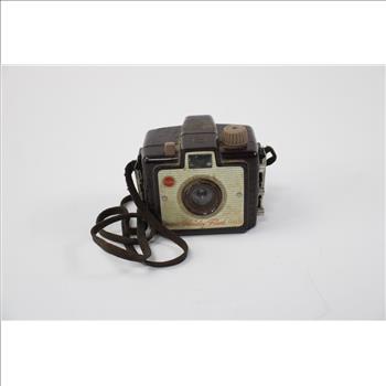 Kodak Brownie Holidat Flash Polaroid Camera | Property Room