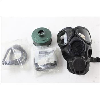 M45 Gas Mask And Accessories | Property Room