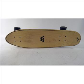 Magneto Complete Cruiser Skateboard | Property Room