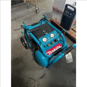 Makita MAC5200 3.0 HP Big Bore Air Compressor | Property Room