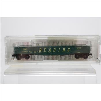 Micro-Trains Line 50' Steel Side 14 Panel Fixed End Gondola Reading | Property Room