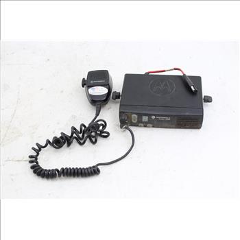 Motorola Radius CM200 CB Radio With Microphone | Property Room