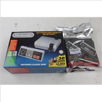 Nintendo Classic Mini Game Console With 30 Games Pre Installed And NES ...