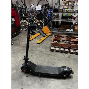 NIU KQi3 Pro Electric Scooter | Property Room