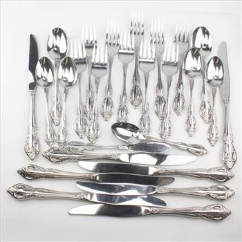 Oneida Stainless Steel Flatware, 26 Pieces | Property Room