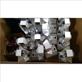Pallet Of Phantom Grow Lights And More 10+ Pieces | Property Room