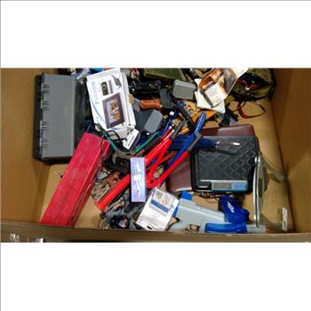 Pallet With Airsoft Guns And More, 5+ Pieces | Property Room