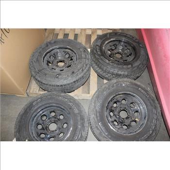 Pirelli Scorpion 28" Wheels With Black Steel Rims, 4 Pieces | Property Room