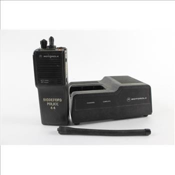 Radio MTS2000 With Charger | Property Room