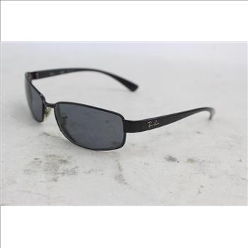 Ray Ban Sunglasses RB3364 | Property Room