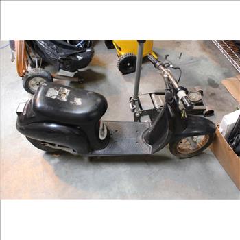 Razor Pocket Mod Electric Scooter | Property Room