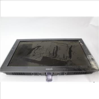 Samsung 40" SS02 TV | Property Room