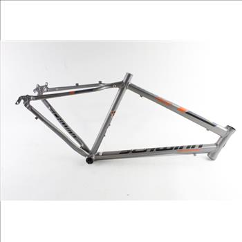 Schwinn Phocus 1500 Bike Frame For Hybrid Bike | Property Room