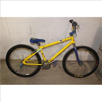 SE Racing BMX Bike | Property Room