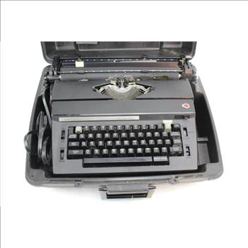 Sears "the Corrector" Electronic Typewriter W/Hard Shell Case ...