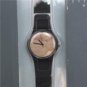 Sempre Color Watch | Property Room