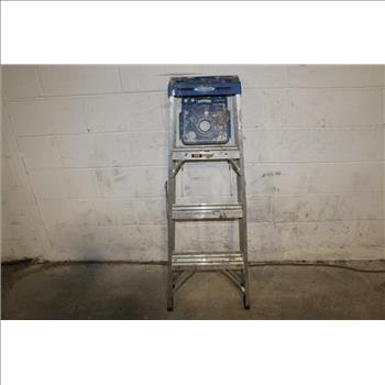 Werner 4 Ft. Aluminum Step Ladder | Property Room