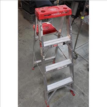 Werner 4ft Aluminum Ladder | Property Room
