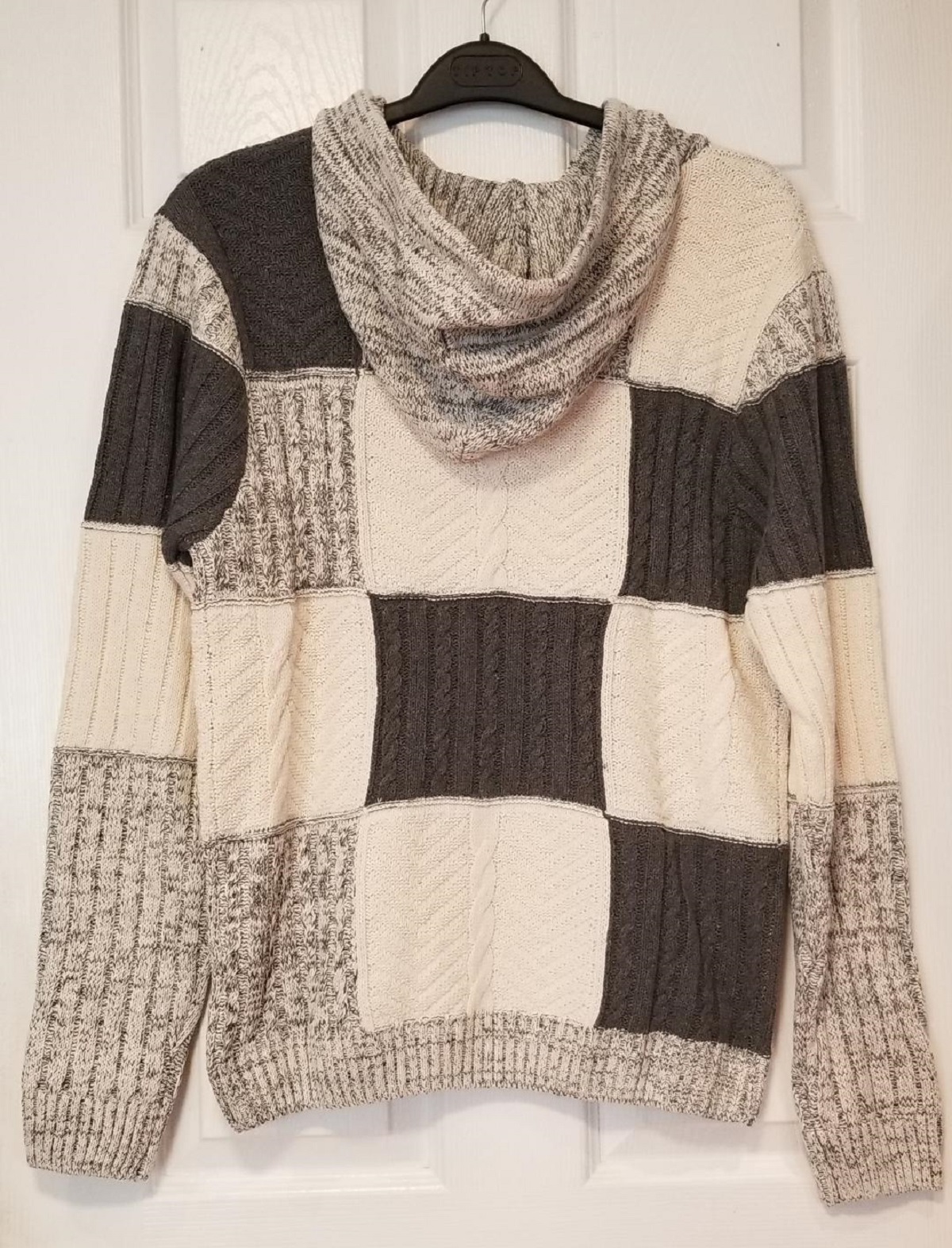 Men's Colorblock Patchwork Knitted Hoodie Size - M | Property Room