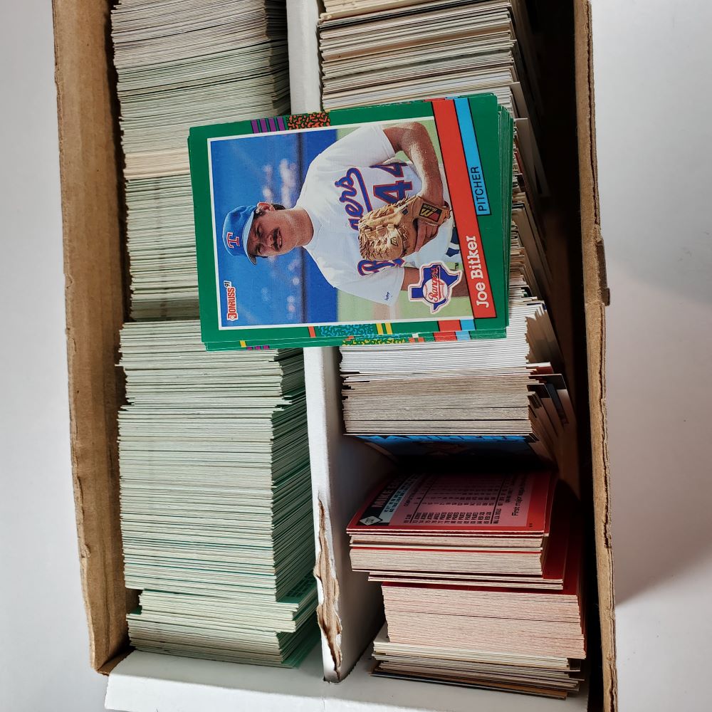 Over 1500 Random Baseball Card Lot 1990's | Property Room