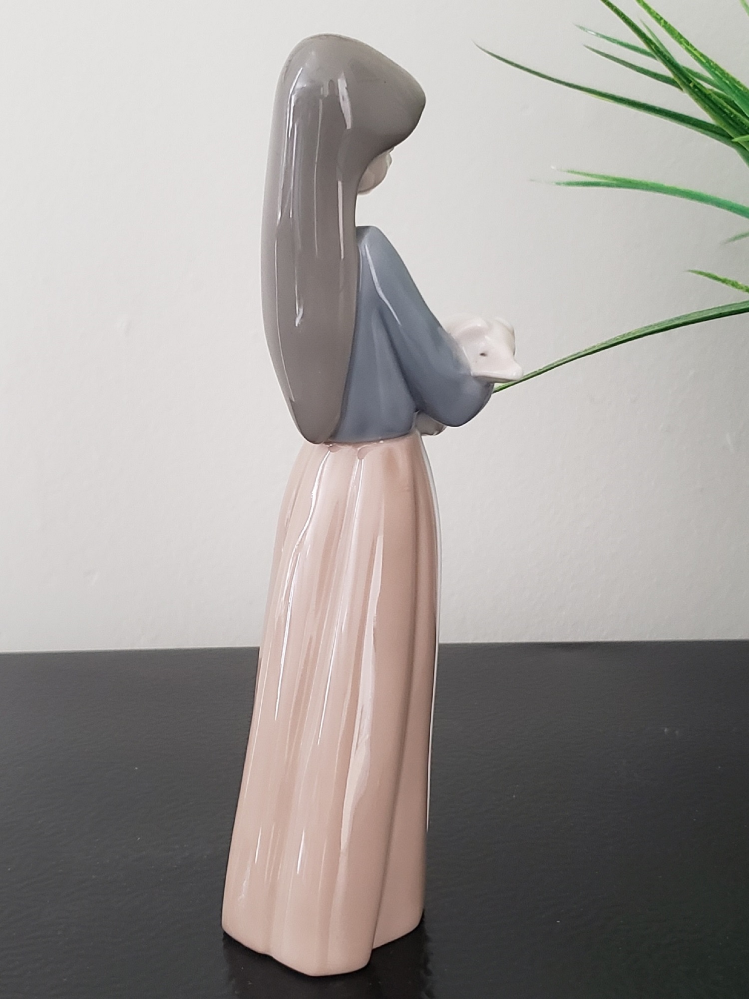 LLADRO Daisa #1011 Hand Made in Spain "Lady with Pig" Figurine, 7" Tall ...