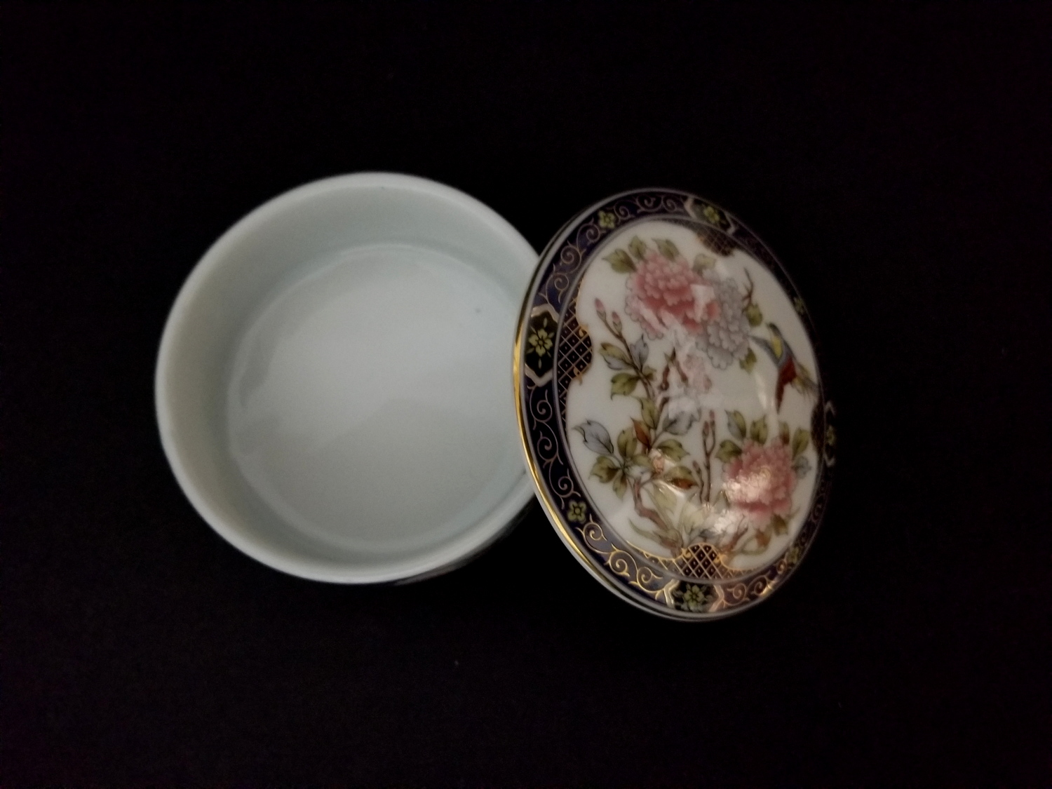 Vintage Hand Painted Japan Porcelain Trinket Box with Lid | Property Room