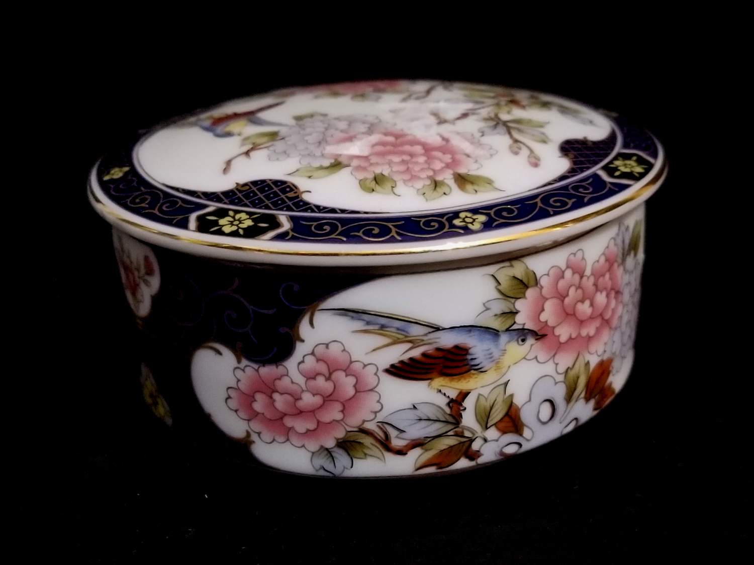 Vintage Hand Painted Japan Porcelain Trinket Box with Lid | Property Room
