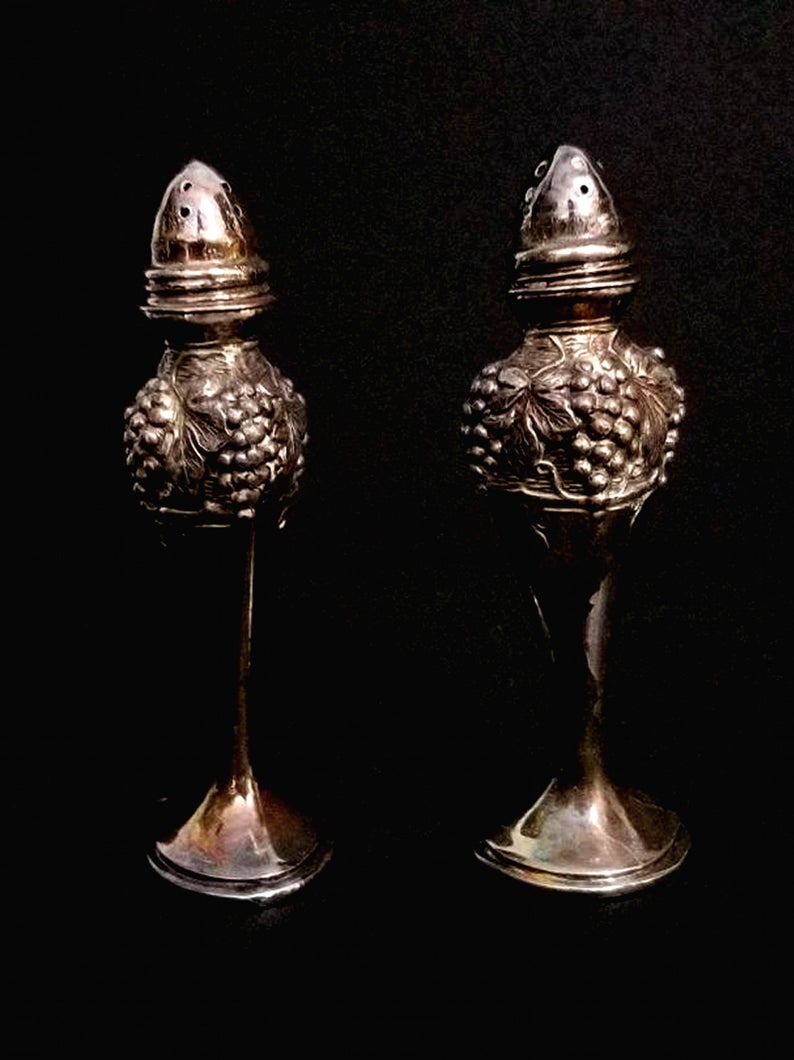 Vintage Ornate Victorian Salt and Pepper Shakers Silver Plate By Viking ...