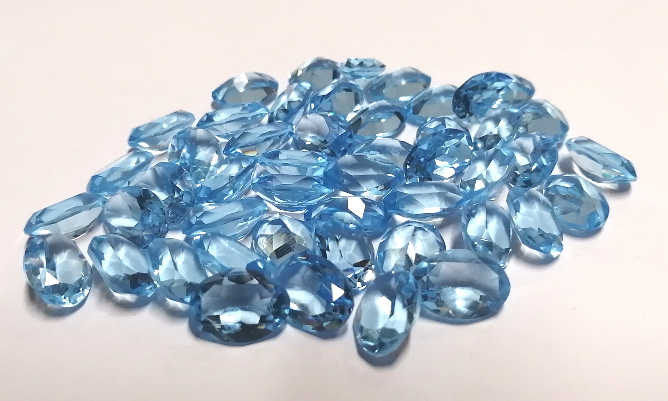 SWAROVSKI - ART.4120 14X10MM UNFOILED AQUA OVAL STONES - 144 PIECES ...