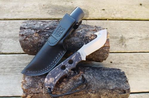 8" REMINGTON D Series Gut Hook Hunting Knife MADE IN USA | Property Room