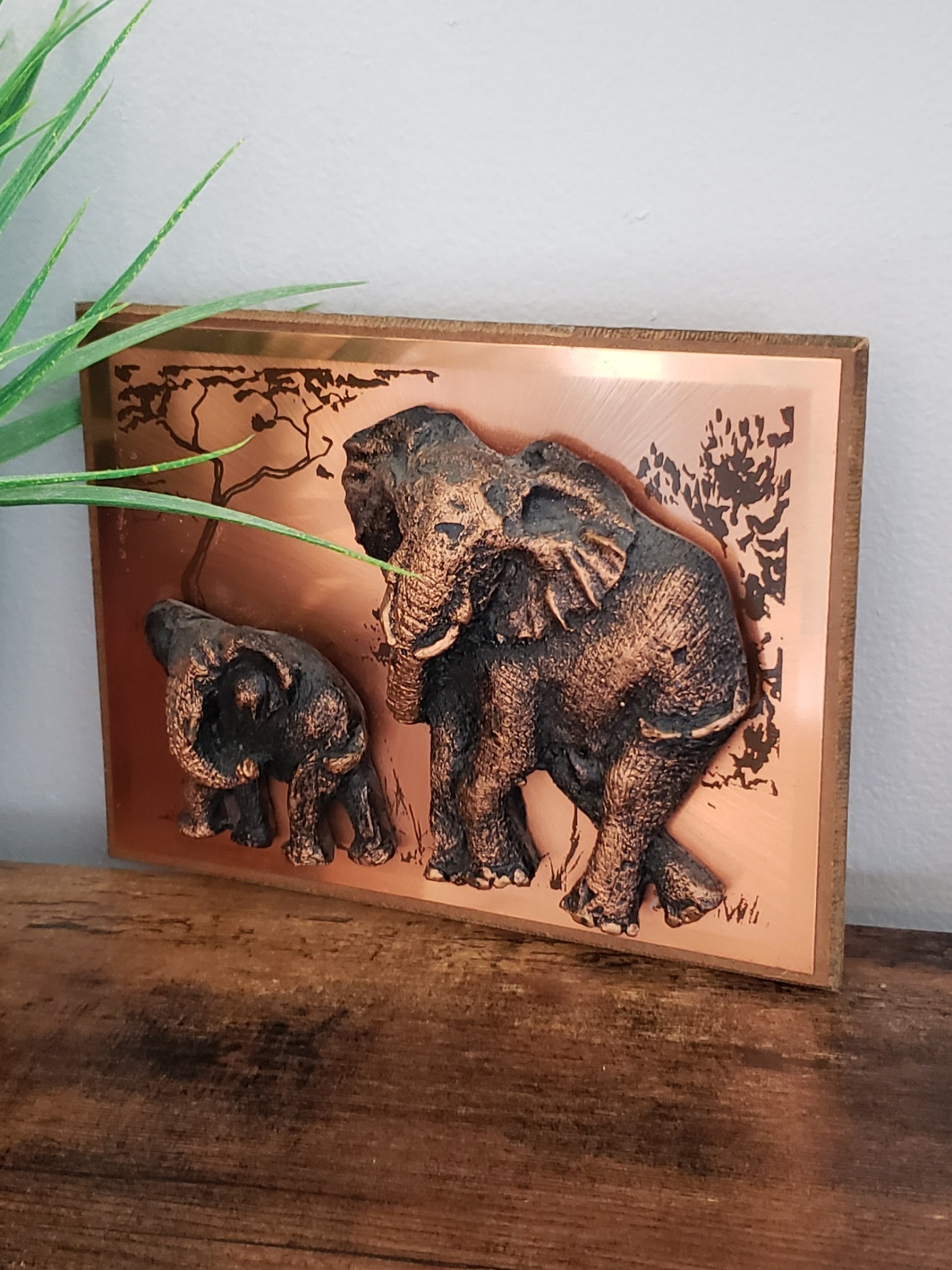 Vintage Hand Crafted Copper 3D Resin Mother & Baby Elephant Wooden ...