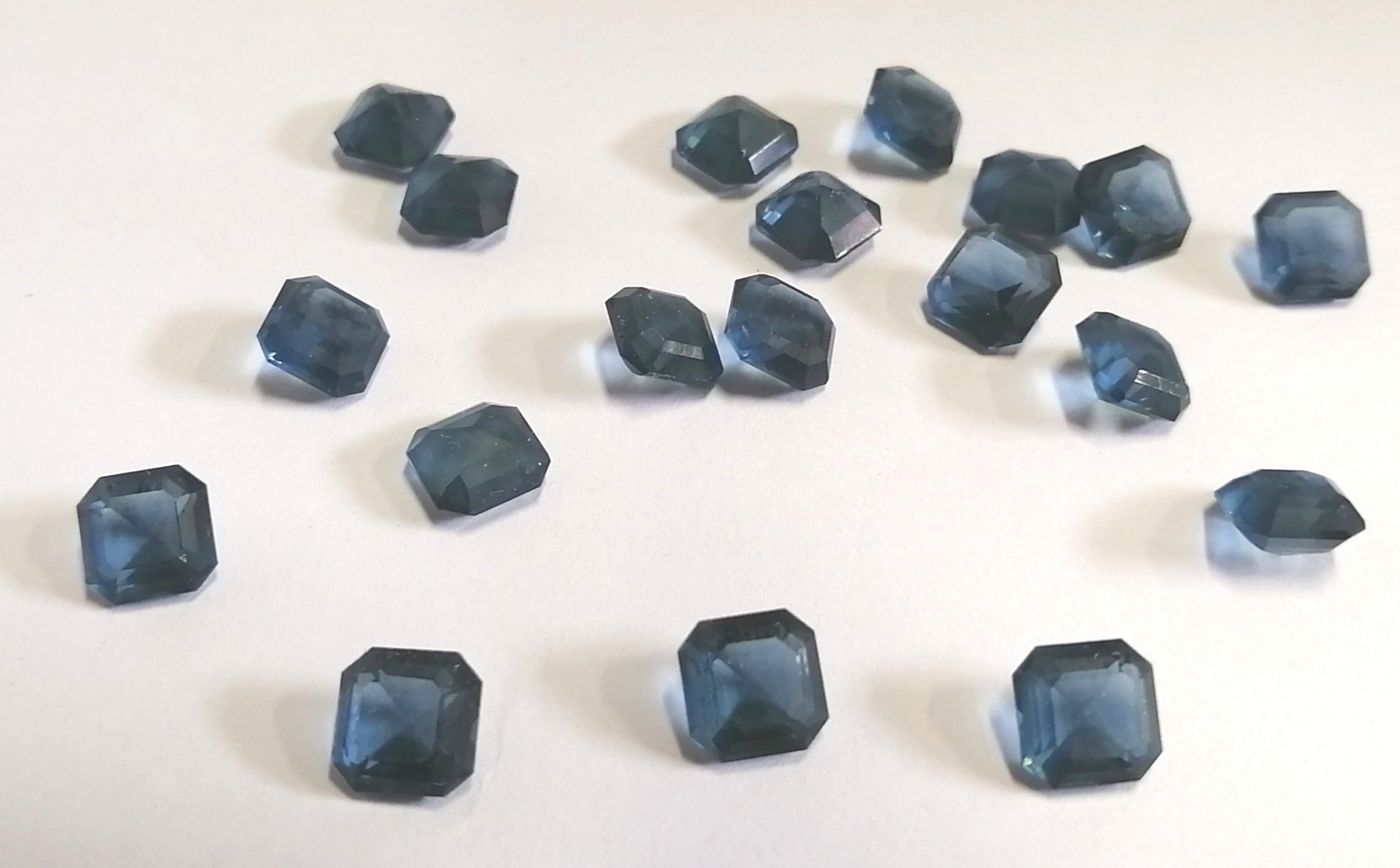 ART.4671 8MM UNFOILED MONTANA SQUARE OCTAGON SWAROVSKI STONES - 288 ...