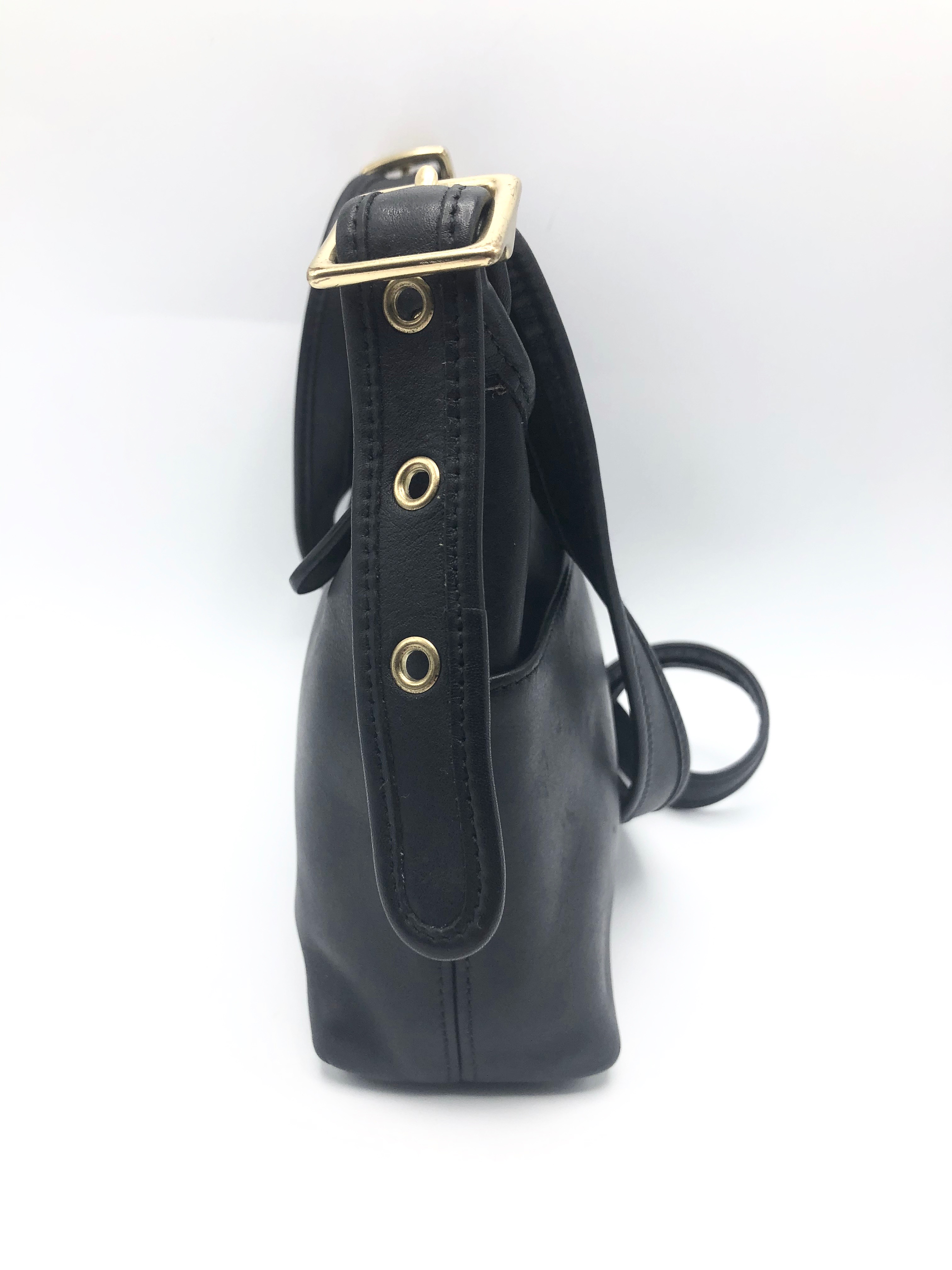 Coach Legacy Vintage #9136 Black Leather Cross Body Bag Retail $350 ...