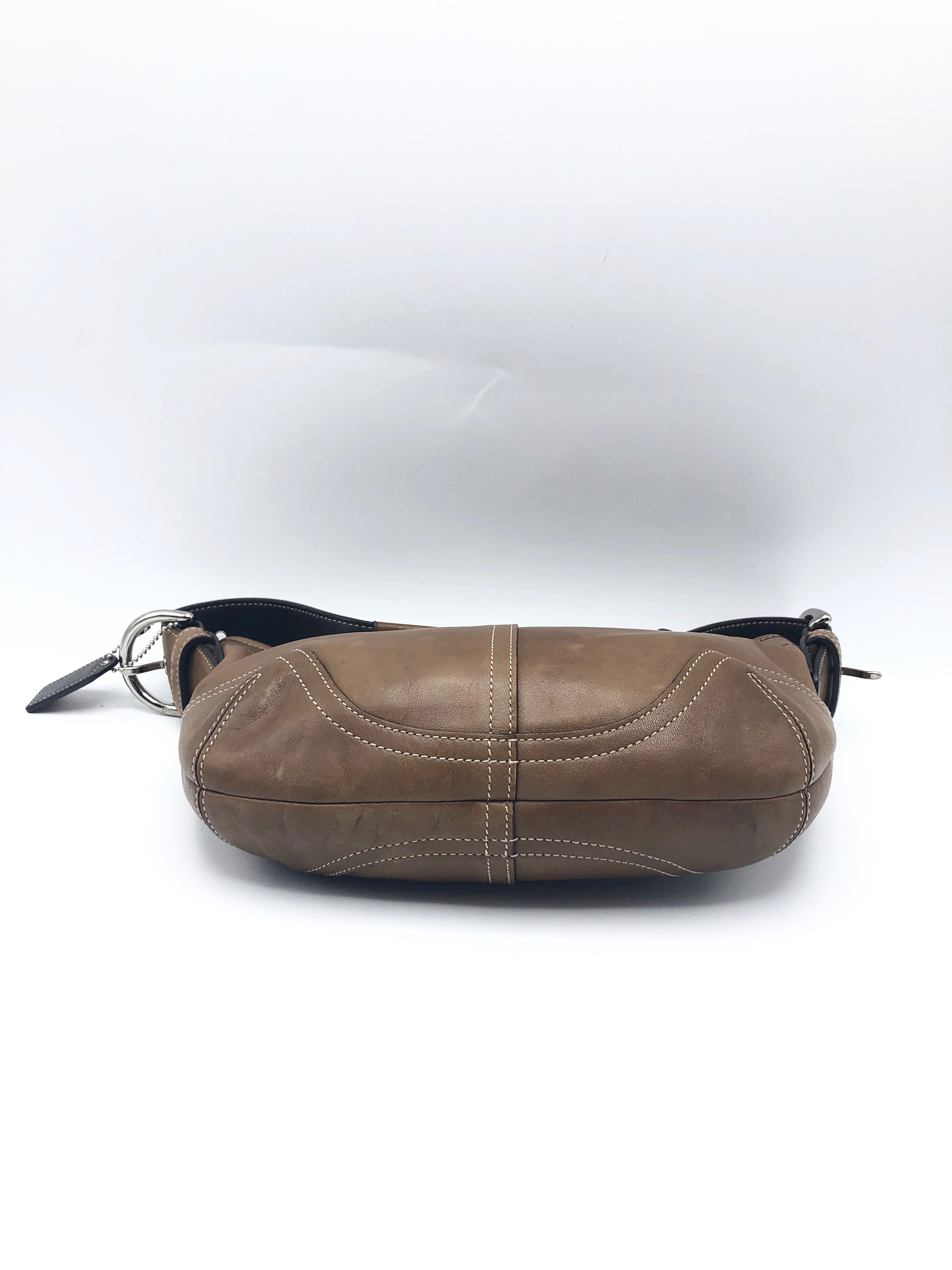 Coach Soho #9541 Brown Leather Hobo Bag Retail $195 | Property Room