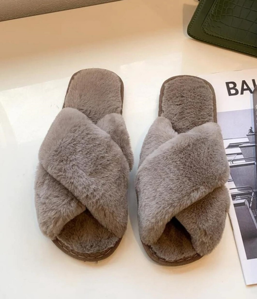 Online Fashion Auctions | Men & Women's Shoes | PropertyRoom.com