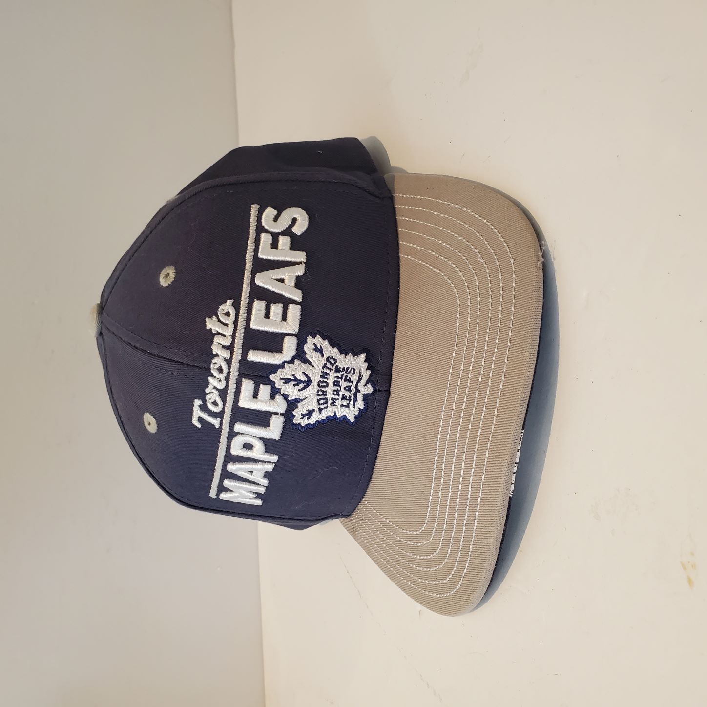 Vintage Official Toronto Maple Leafs Adjustable Snap Back Baseball Cap ...