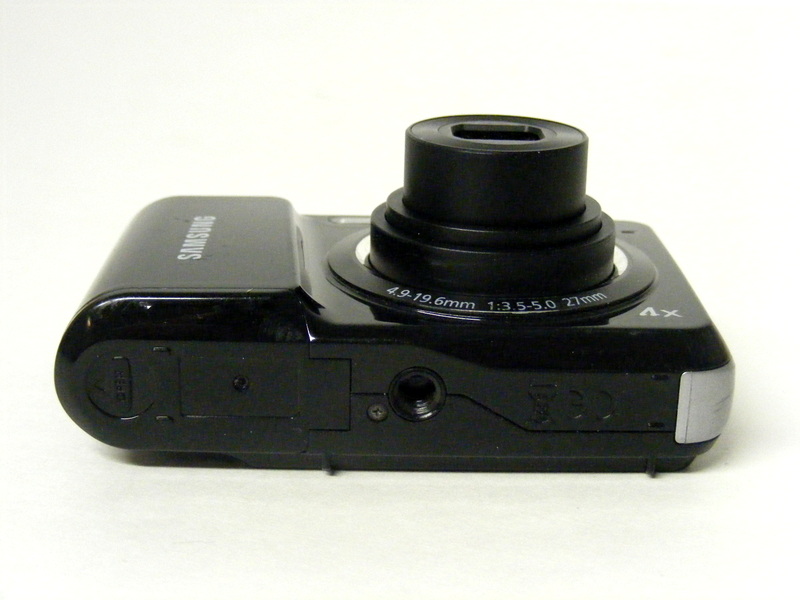 Samsung 12.2 Meg Digital Camera | Property Room