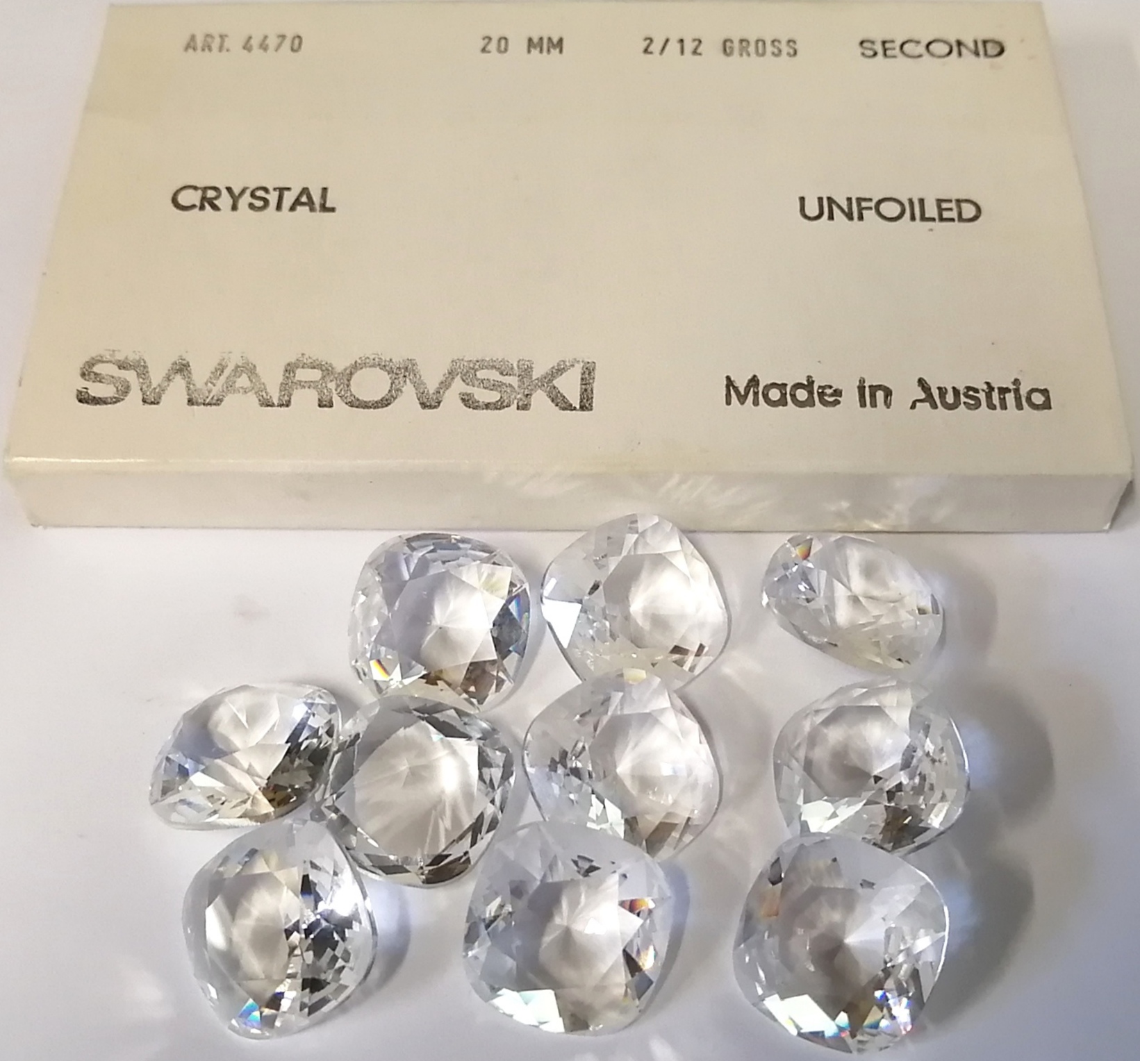 ART4470 20MM UNFOILED ANTIQUE SQUARE SWAROVSKI CRYSTALS - 24 PIECES ...