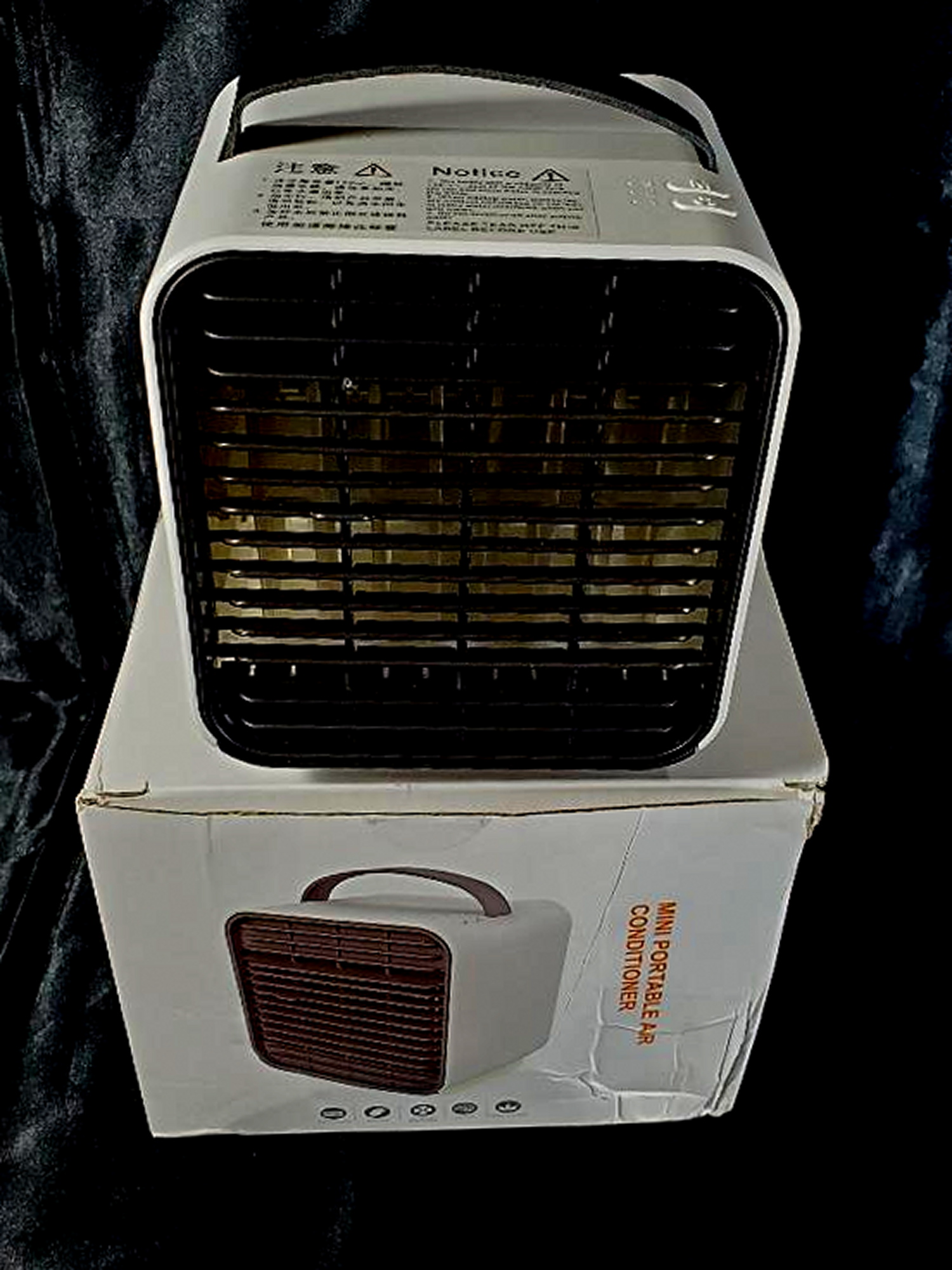New Open Box Mini USB Portable Air Conditioner | Property Room