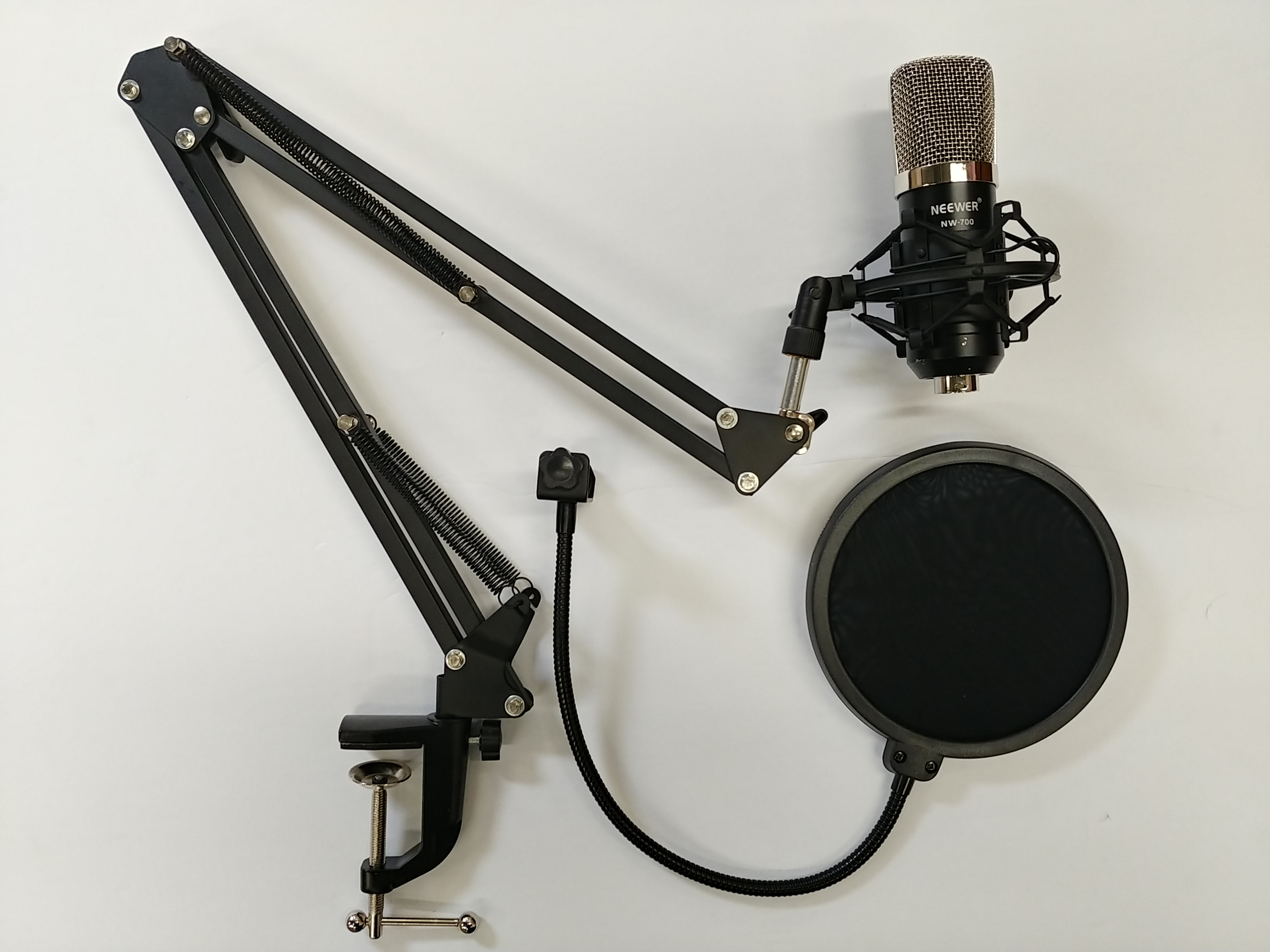 Neewer NW-700 Condenser Microphone with Scissor Arm Stand | Property Room