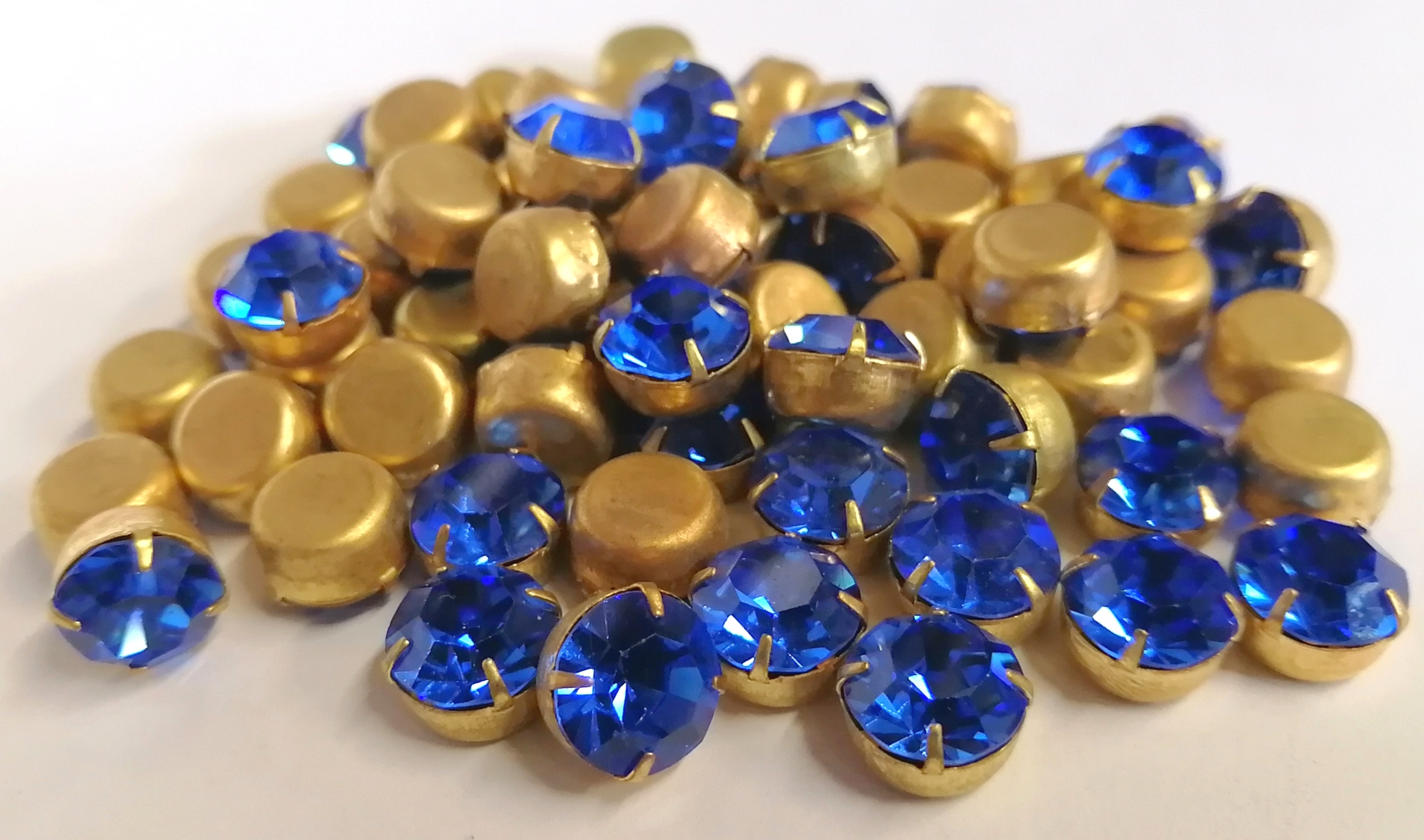 SWAROVSKI STONE -ART.1100 SS47 (11MM) SAPPHIRE STONES IN A SETTINGS ...