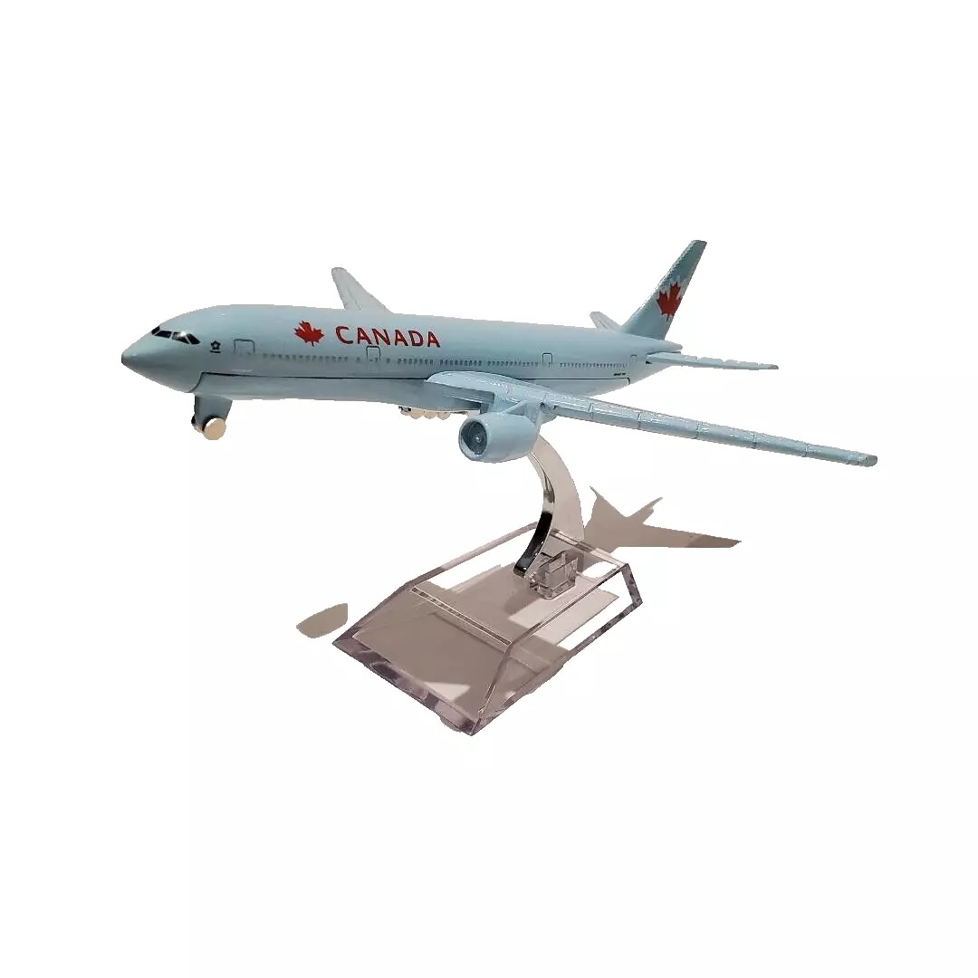 Die Cast Air Canada Model Airplane Boeing 777 Blue 7" | Property Room